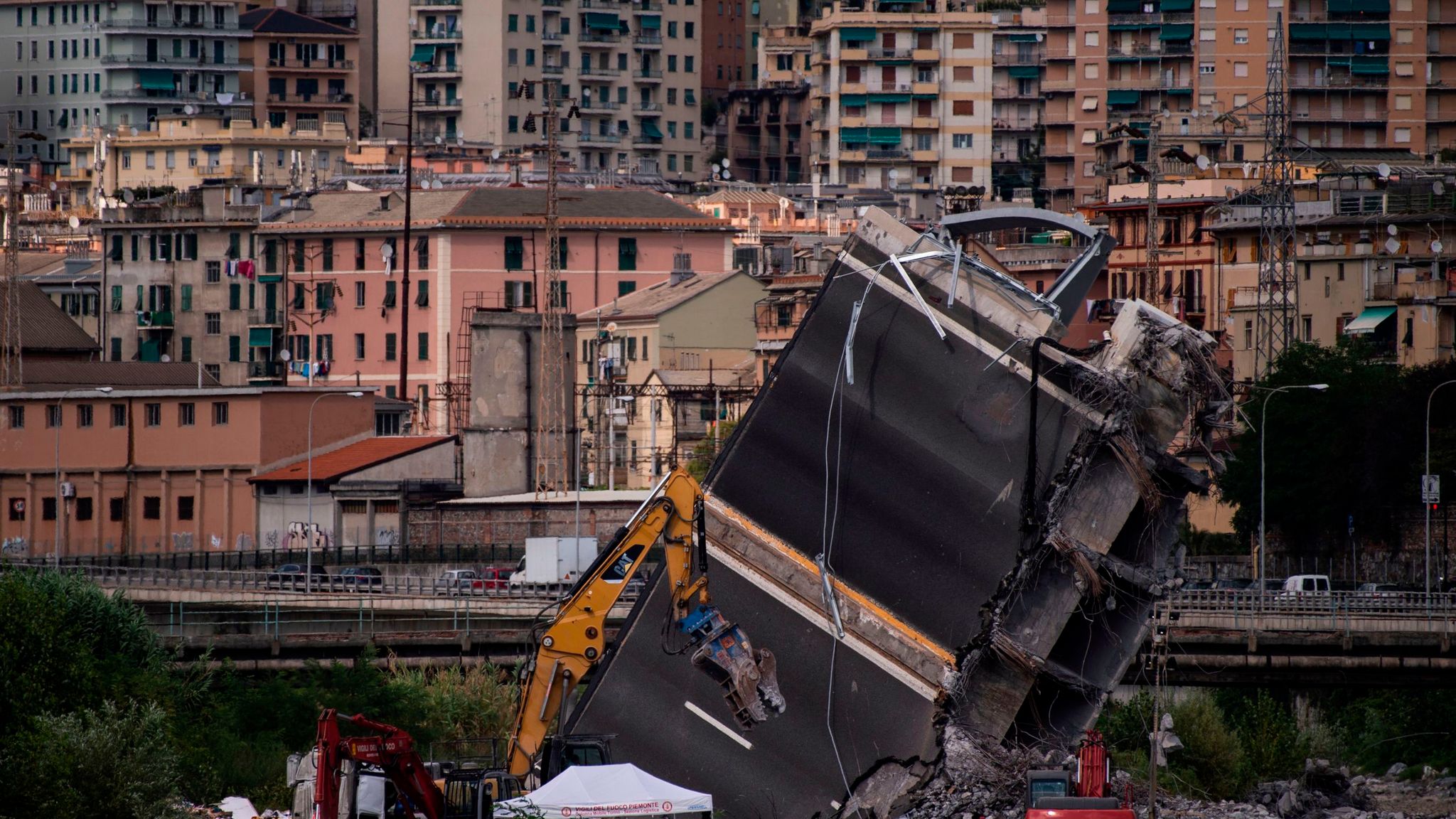 Genoa bridge collapse: Victims' families blame former government at ...
