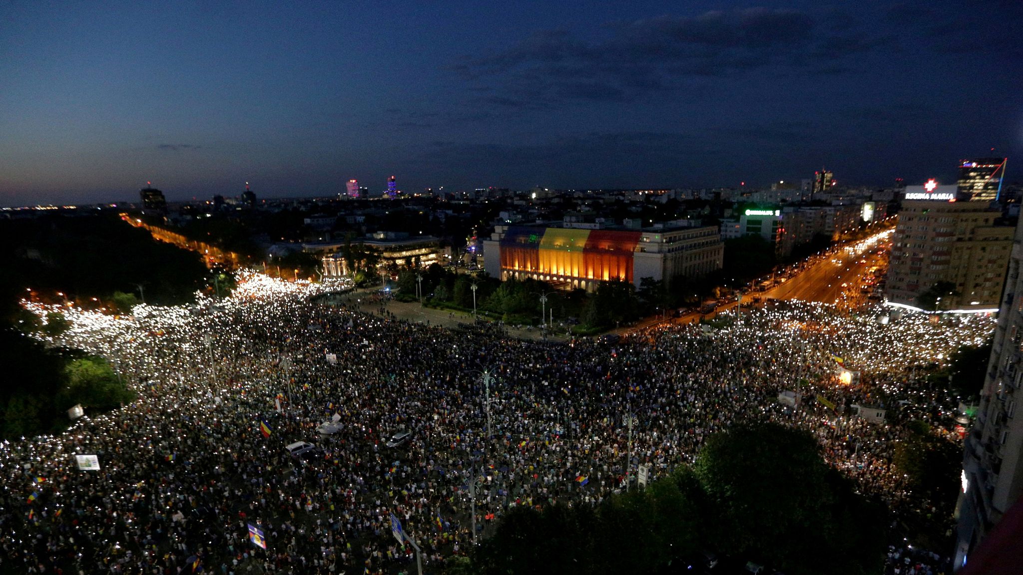 Tens Of Thousands In Romania Corruption Protest World News Sky News