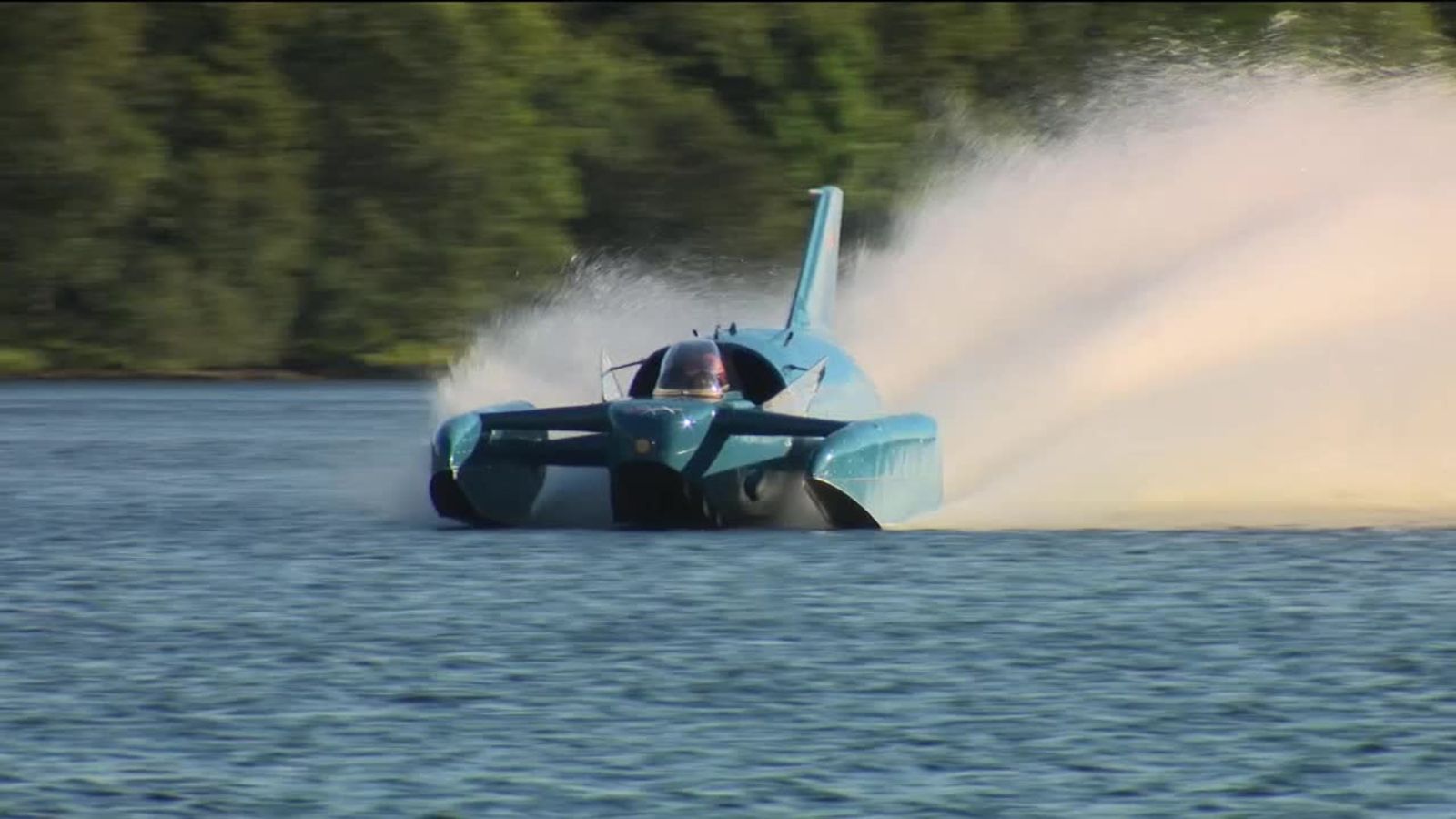 Bluebird returns to Lake District | News UK Video News | Sky News