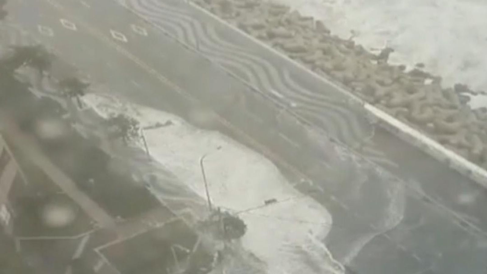 High winds and waves as typhoon hits Busan in South Korea | World News ...