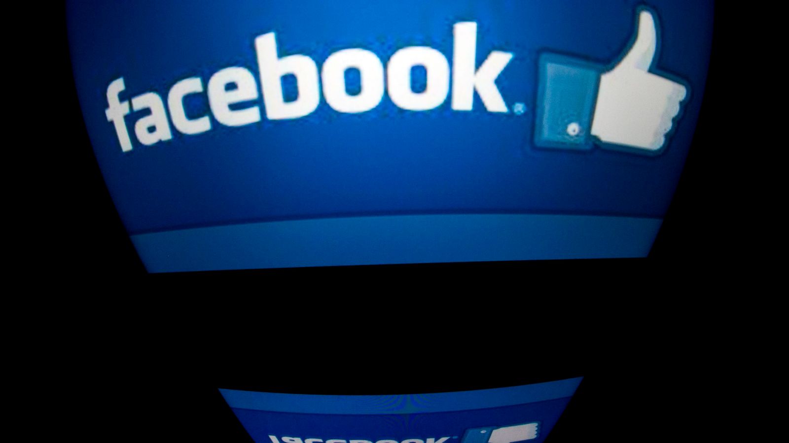 Facebook fined £500k over Cambridge Analytica scandal | Money News ...