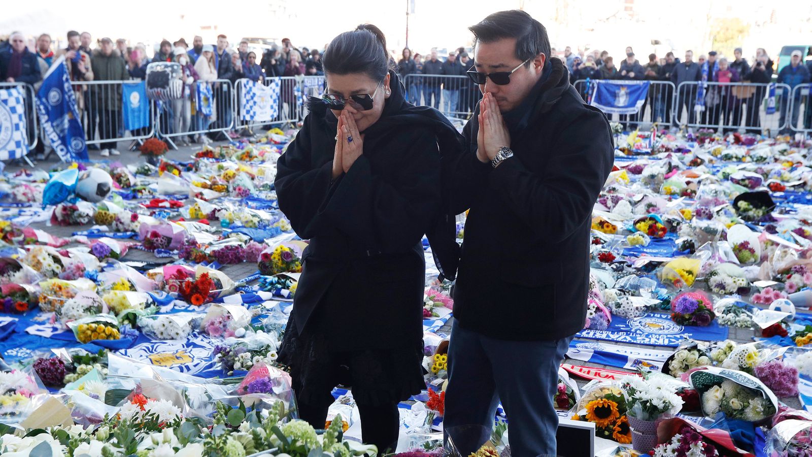 CCTV shows moment Leicester helicopter fell from sky before fatal crash ...