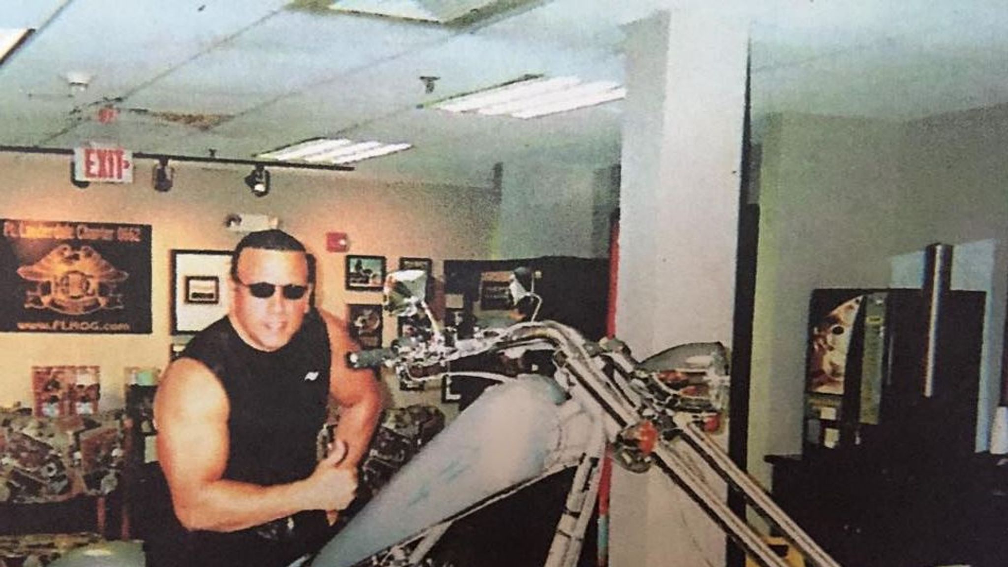 Male strippers, body building and trolling: Who is bomb suspect Cesar ...