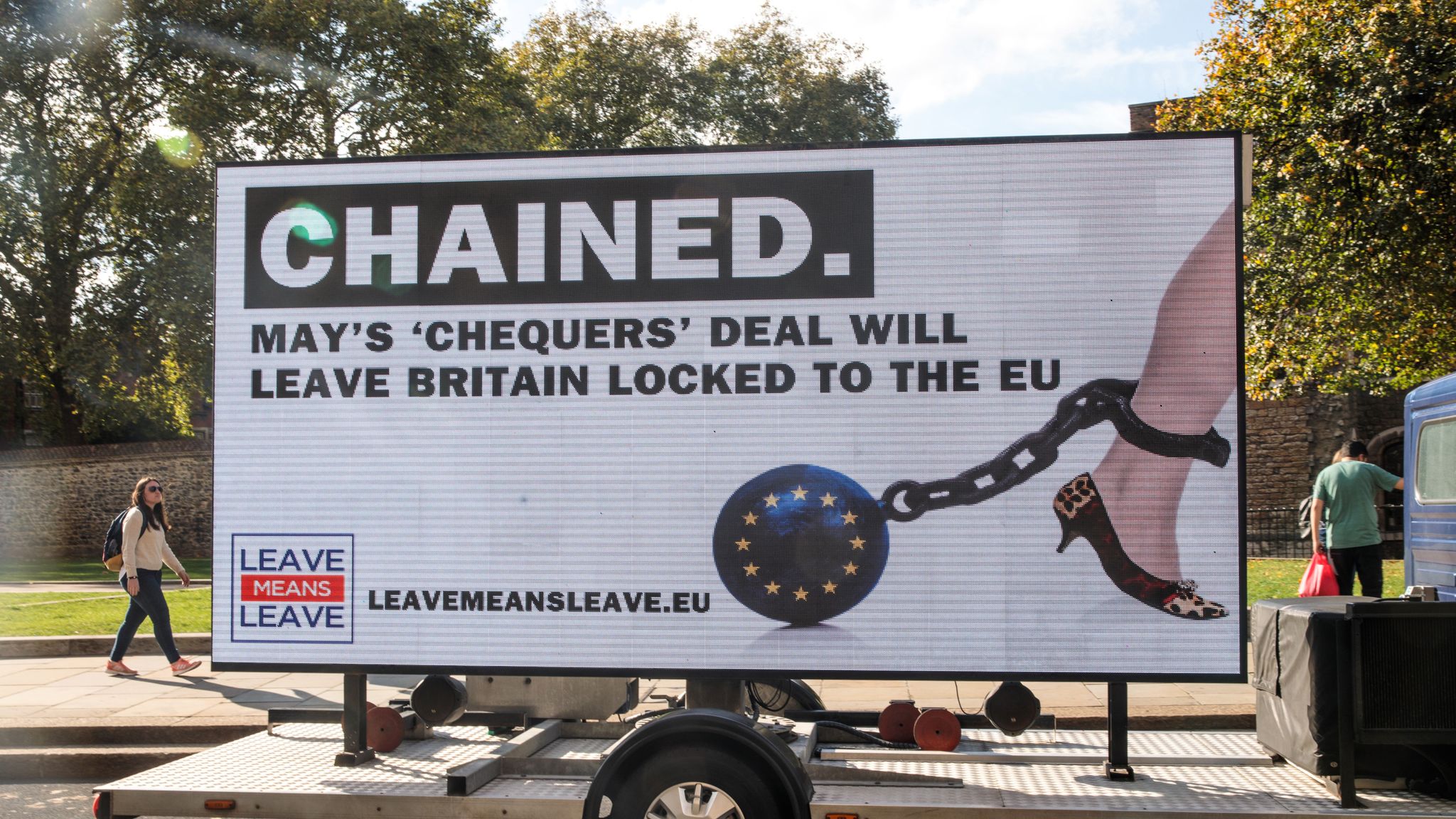 Remain v Leave: Scale of Facebook ad war revealed | Science, Climate ...