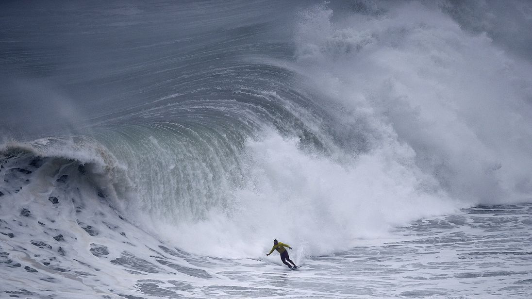 Big wave surfer Garrett McNamara launches campaign to clean up ocean