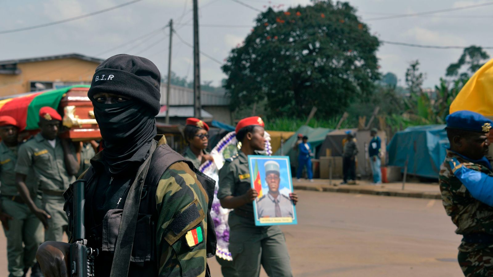Kidnapped school children released by gunmen in Cameroon | World News ...