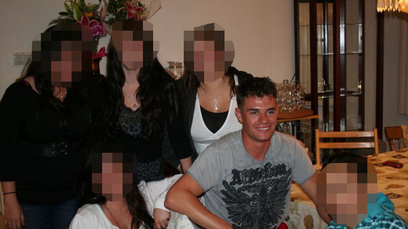 Thousand Oaks shooting: Ian David Long 'posted on social media during ...