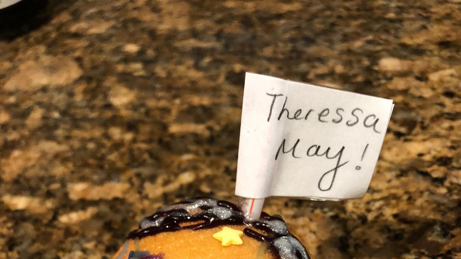 Girl, 9, bakes sympathy cupcake for PM decorated to resemble May's face ...