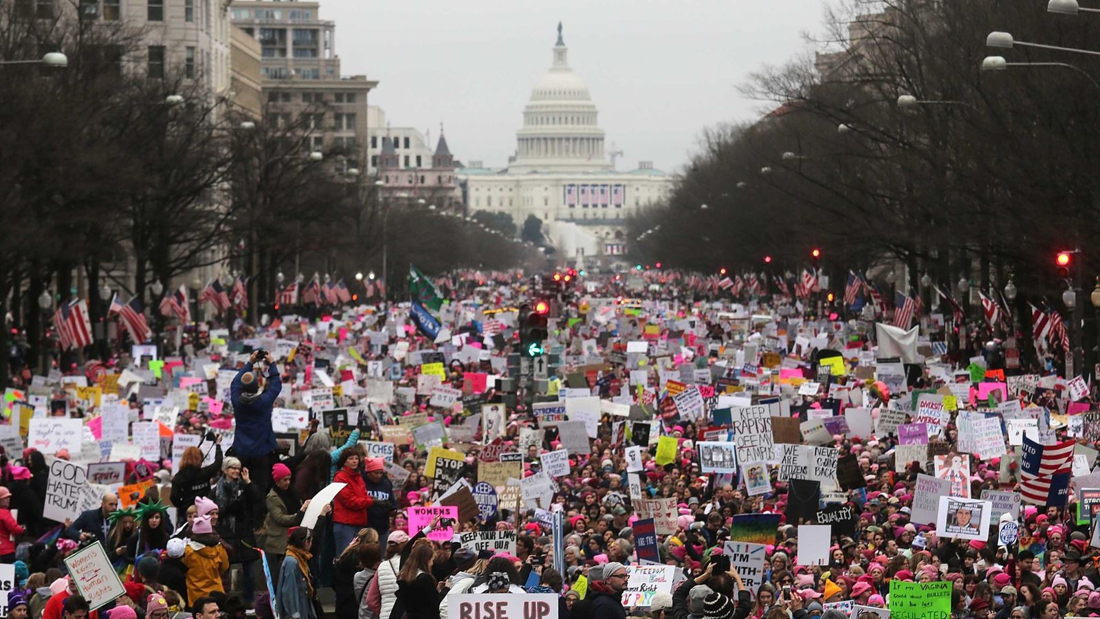 The outsiders who are shaking up US midterms | US News | Sky News