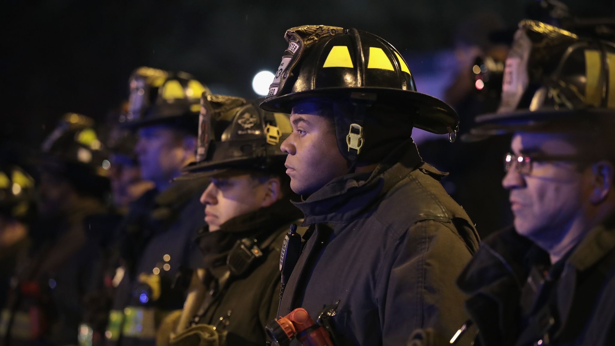 Officer and doctor killed in Chicago hospital shooting | US News | Sky News