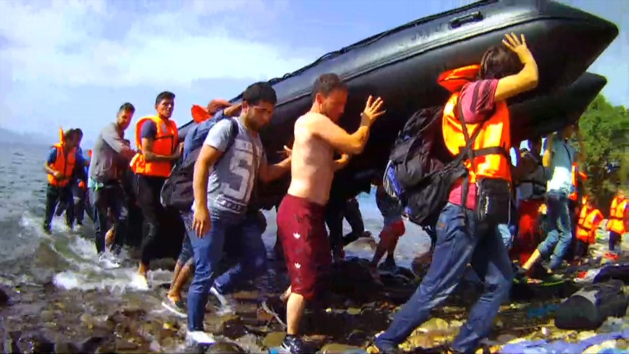 'Visceral fear' of migrants forced from their homes and desperate to ...