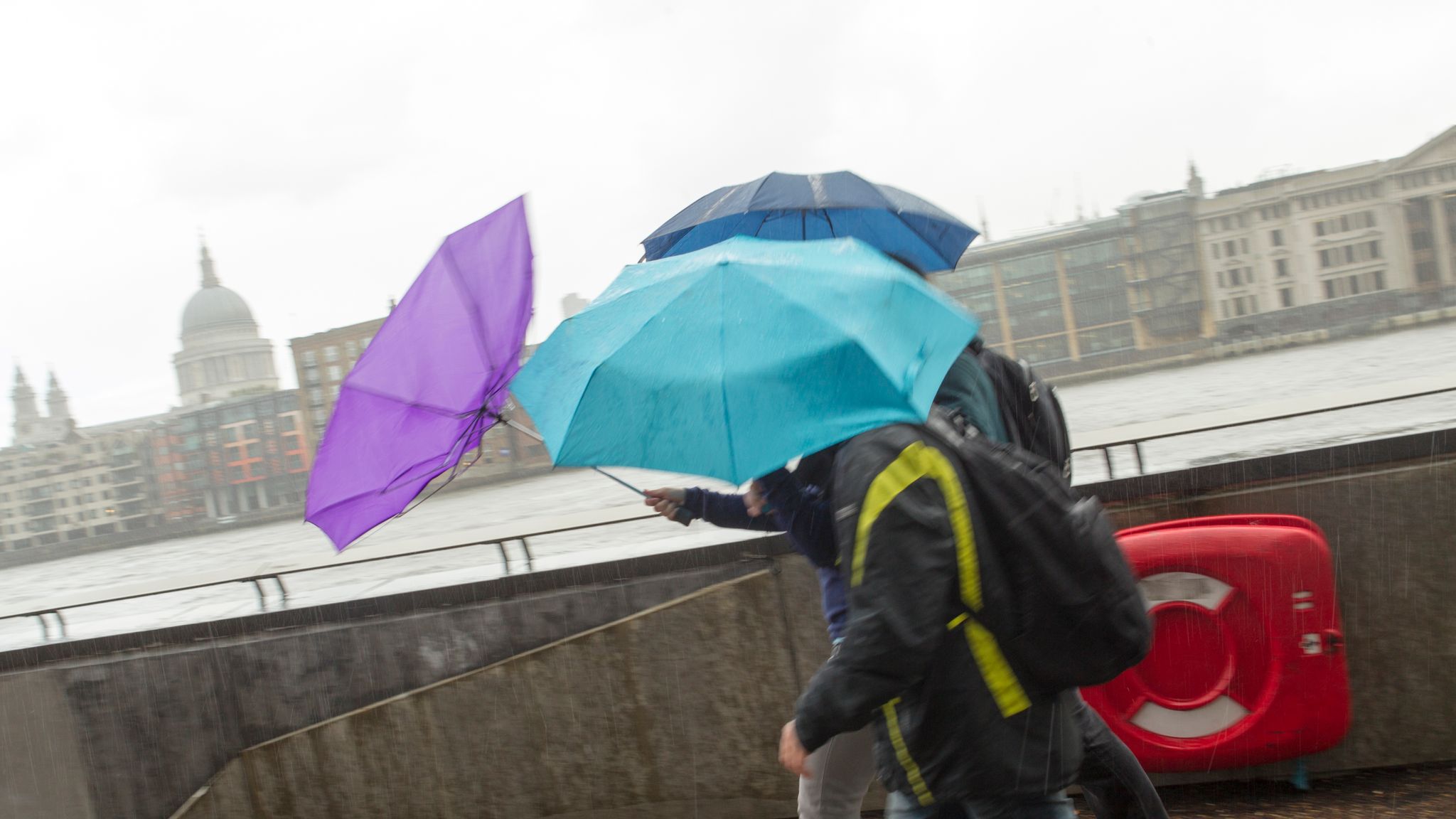 UK weather: Met Office issues warnings next week for 'wet and windy ...