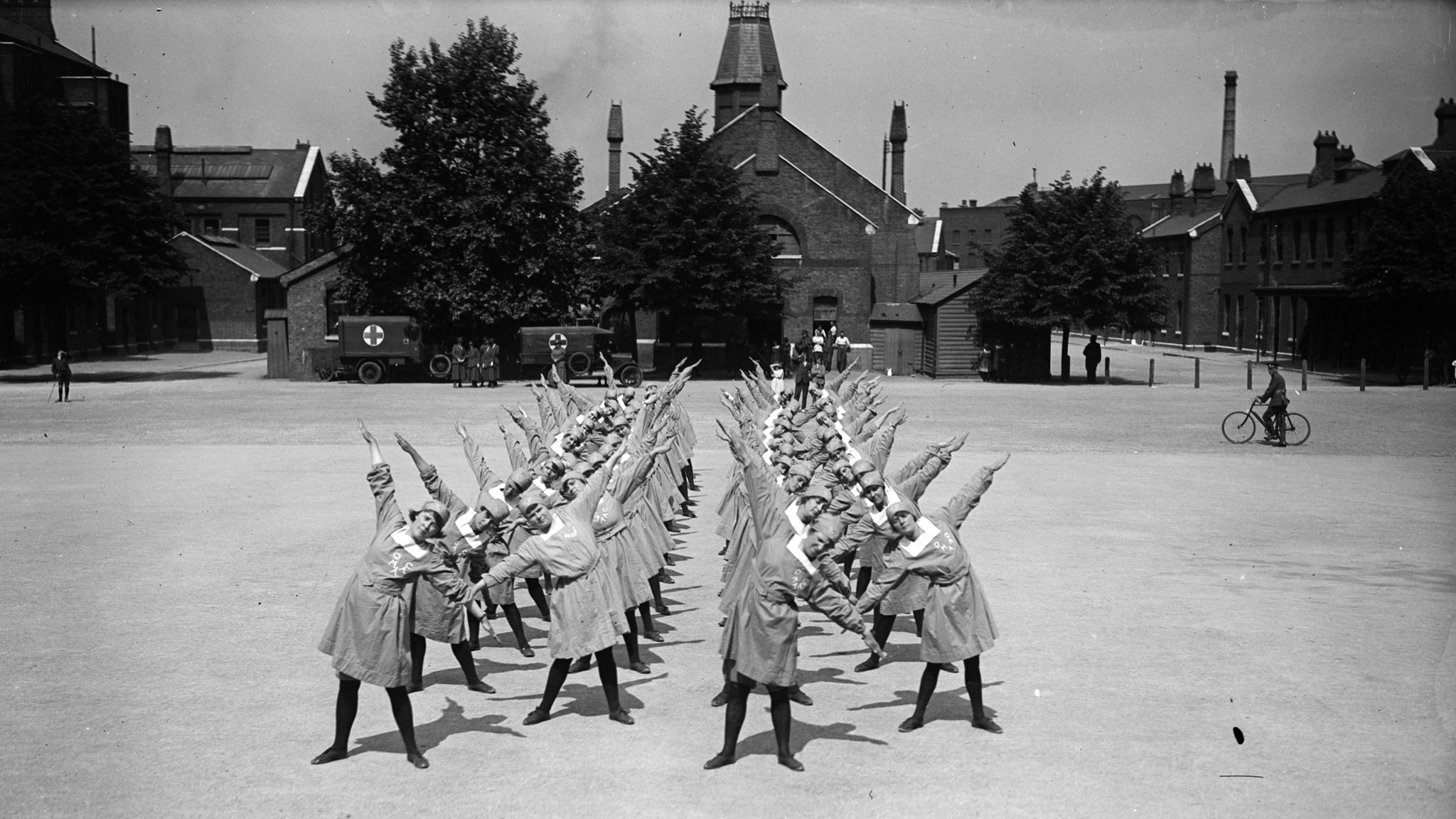 Munitions and morals: How the First World War transformed women's role ...