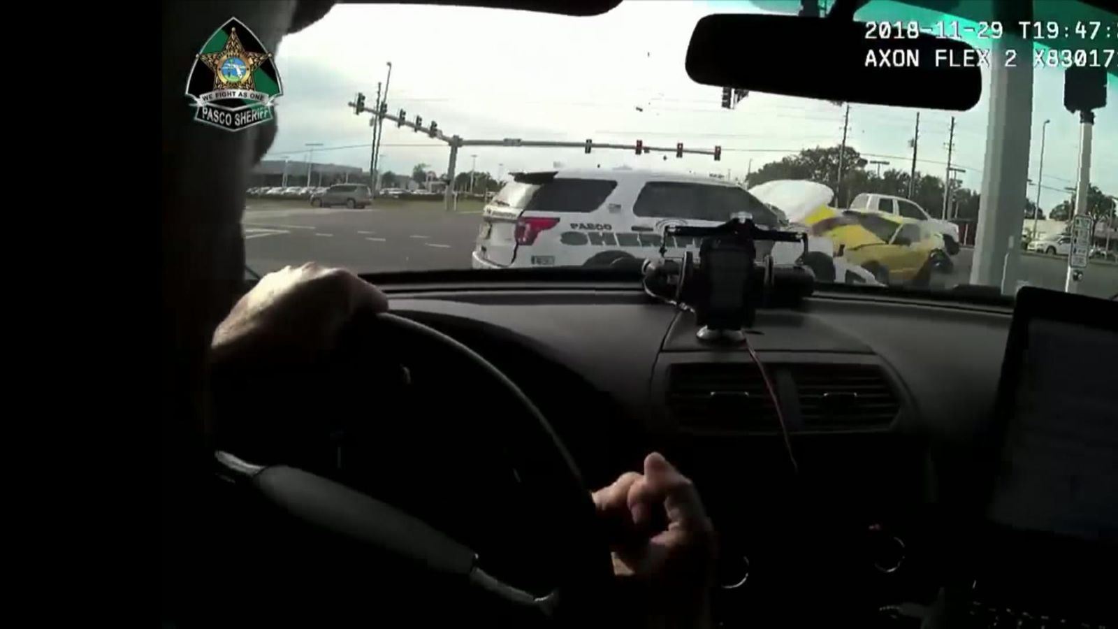 Suspected robber crashes into police car | US News | Sky News