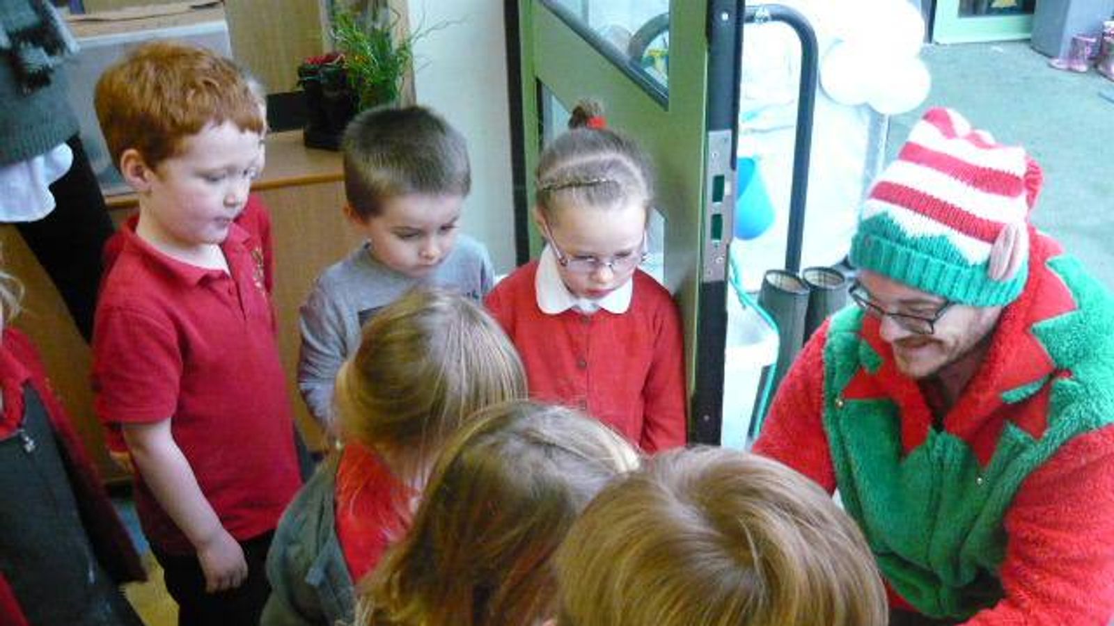 Postman turns into an elf to collect children's letters to Santa | UK ...