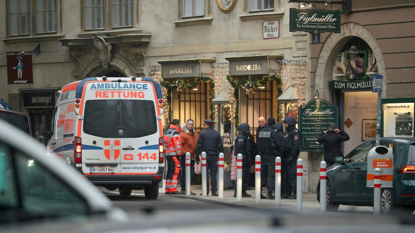 Manhunt after one shot dead in central Vienna | World News | Sky News