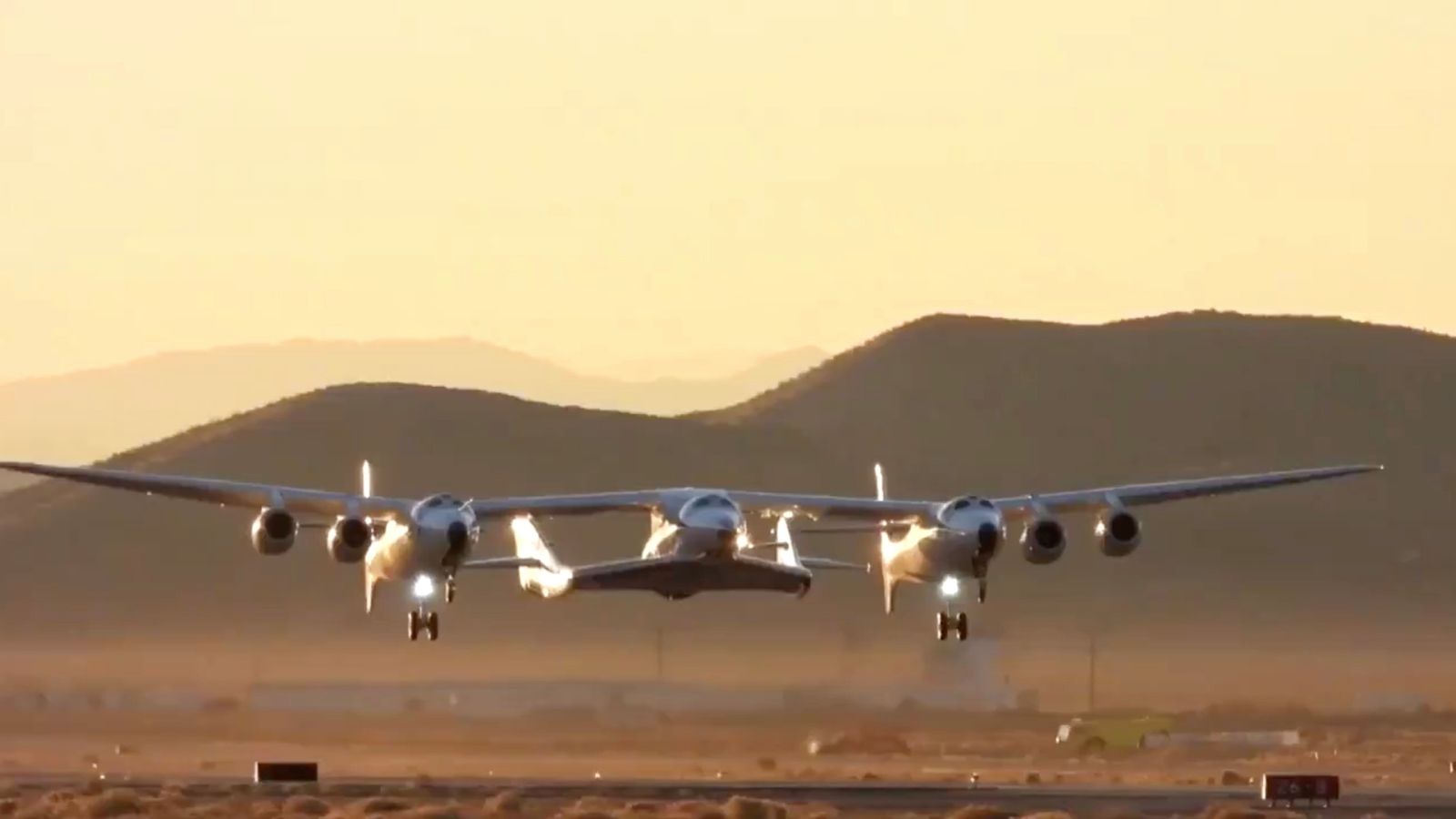 Virgin Galactic successfully launches tourism rocket ship into space ...