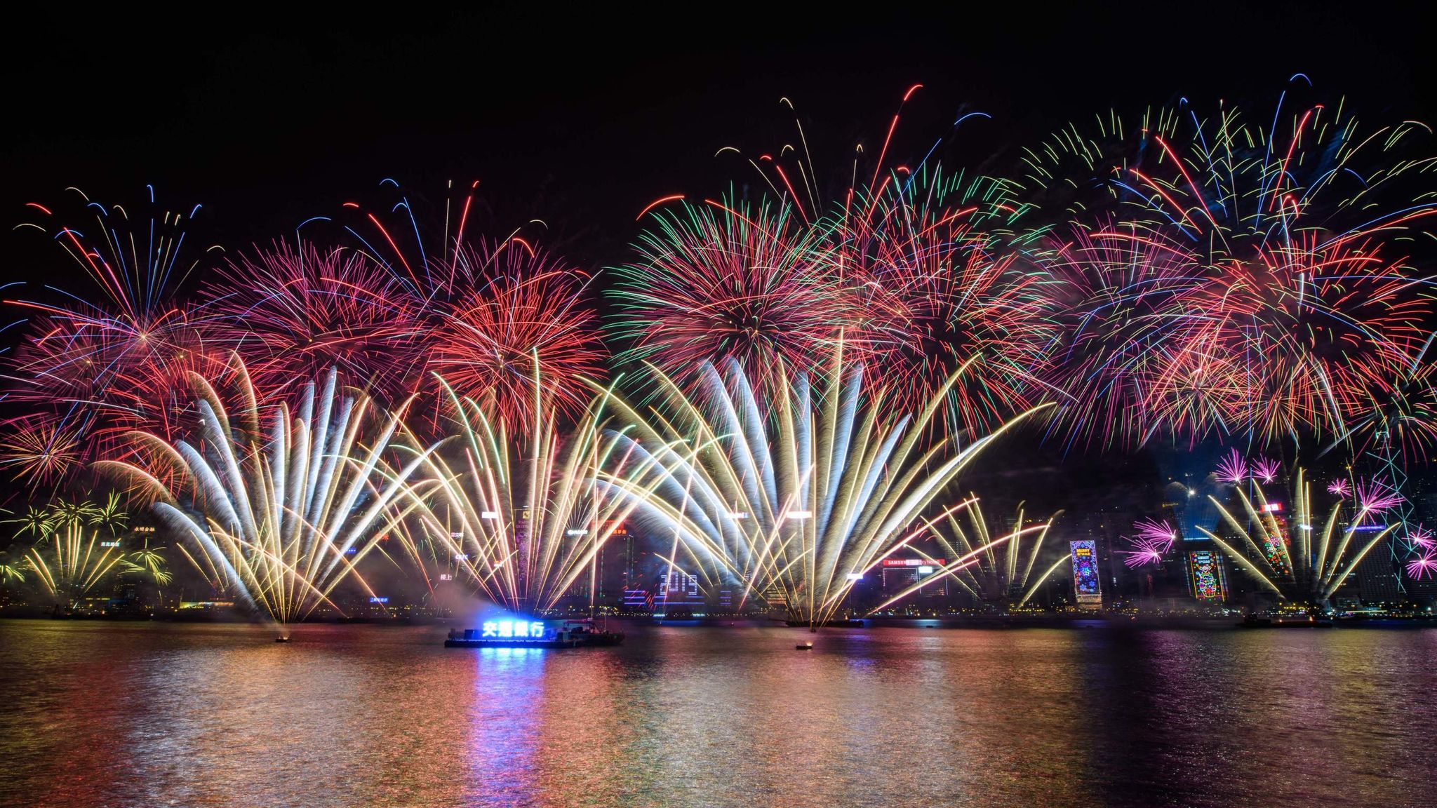 In pictures: Dazzling fireworks as the world welcomes in 2019 | World ...