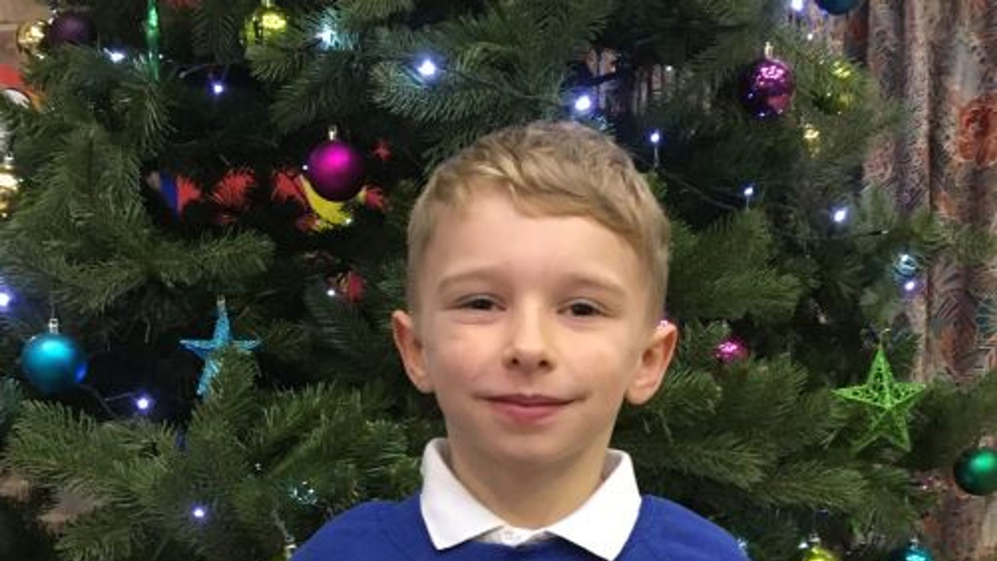 Boy, five, praised for calling 999 after finding his grandad ...