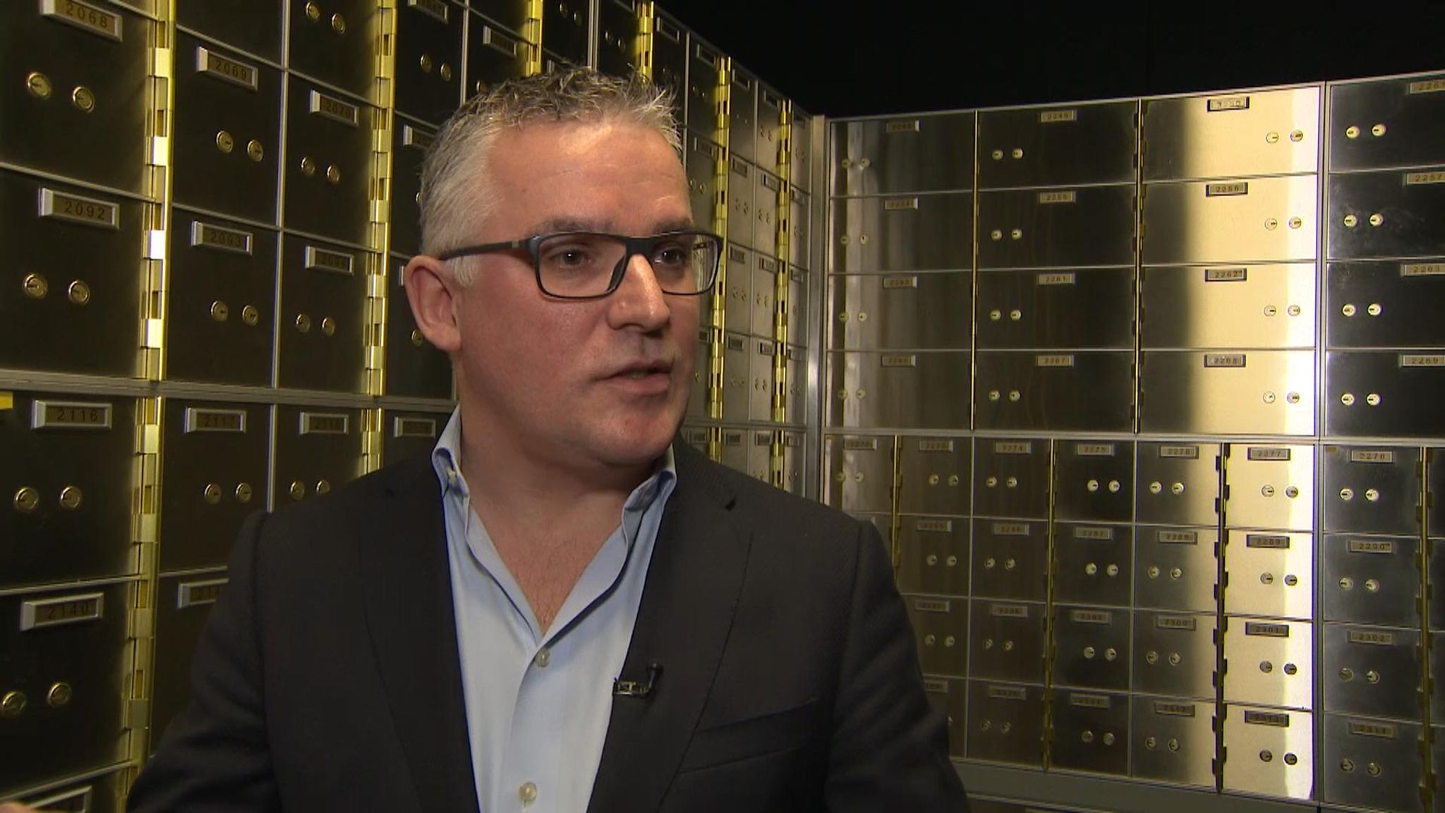 Northern Irish savers buying gold amid fears of sterling collapse after ...