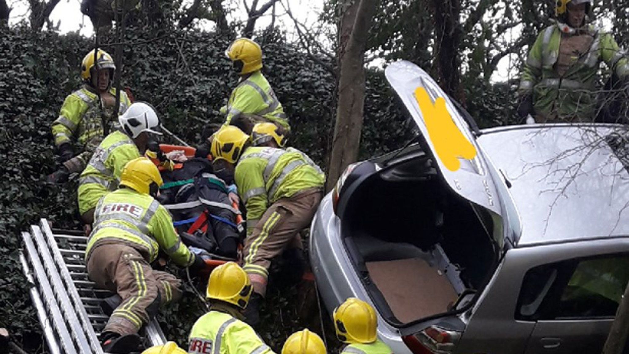 Elderly couple pictured holding hands during car crash rescue in Weston ... Elderly couple pictured holding hands during car crash rescue in Weston ...