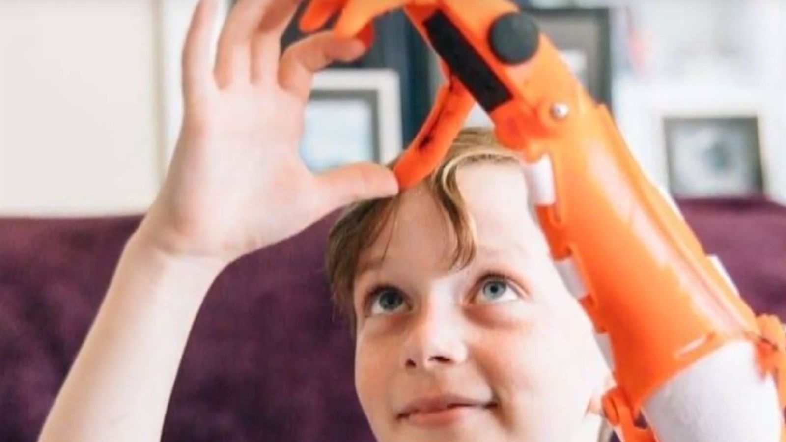 Dad builds 3D-printed bionic arm for son | UK News | Sky News