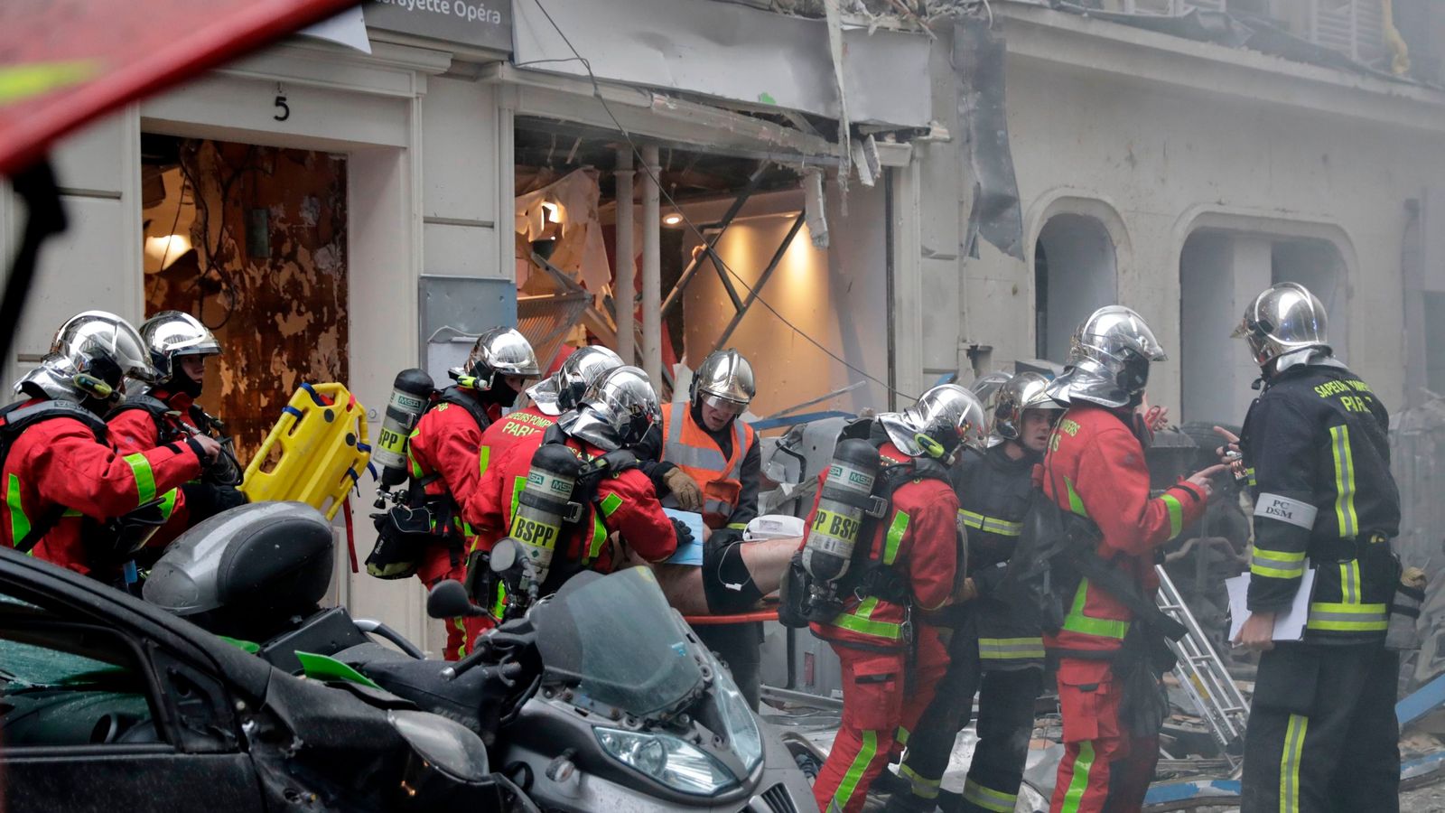 Four people killed after gas explosion in Paris | World News | Sky News