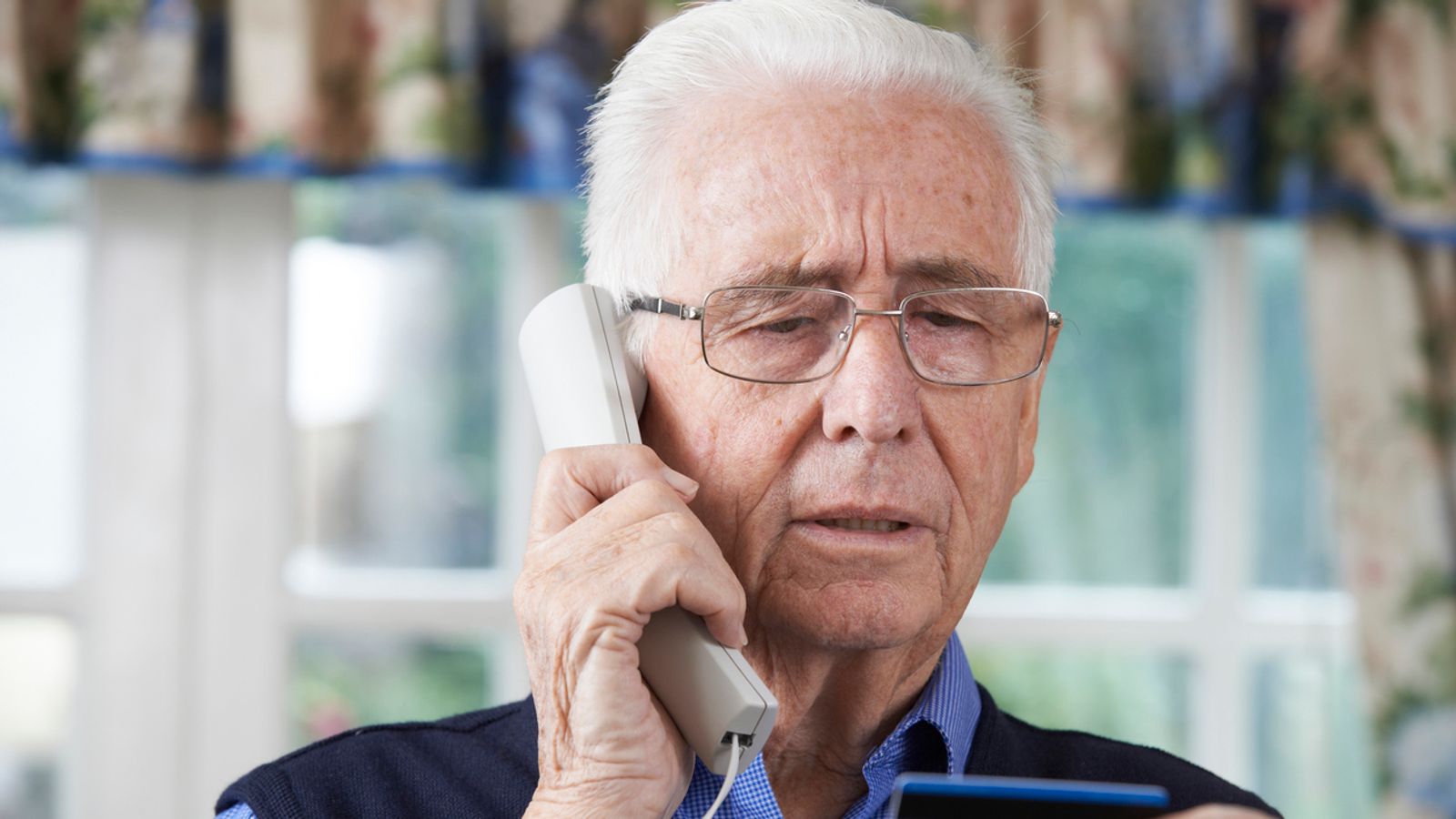 Pension cold calls banned - with £500,000 fines for scammers | UK News ...