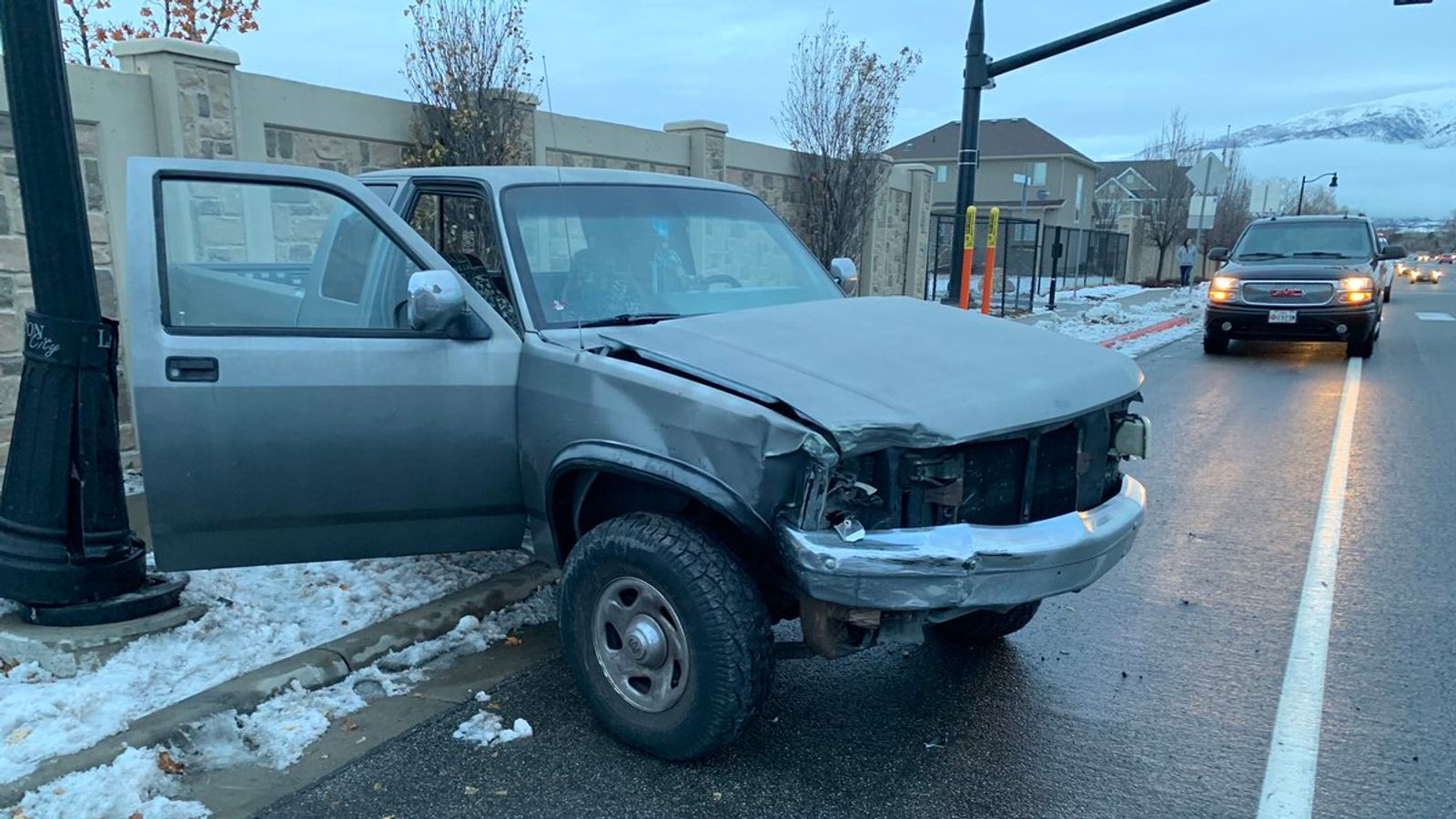 'Bird Box Challenge': Teen crashes after driving car blindfolded | US ...