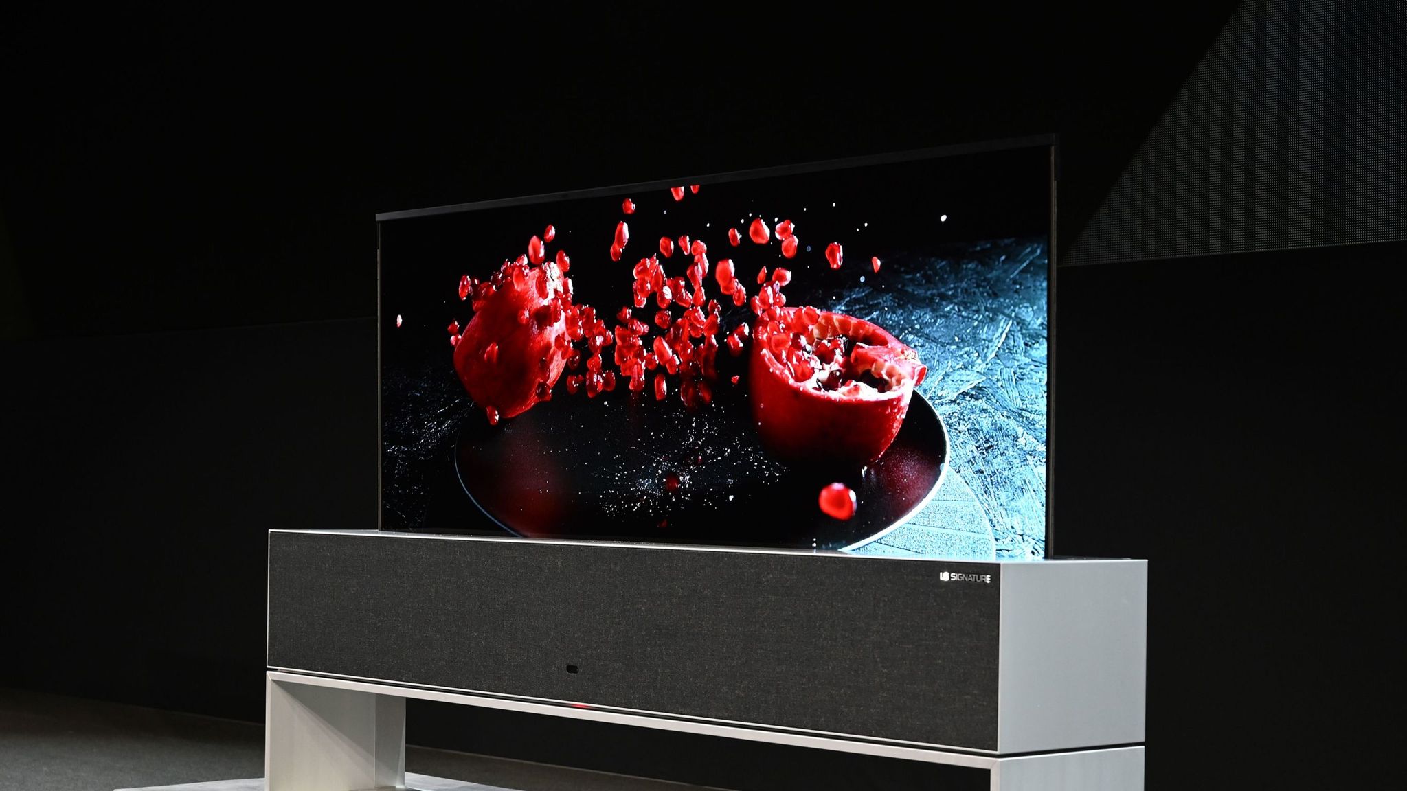 CES 2019: LG unveils roll-up TV that can disappear from view | Science ...