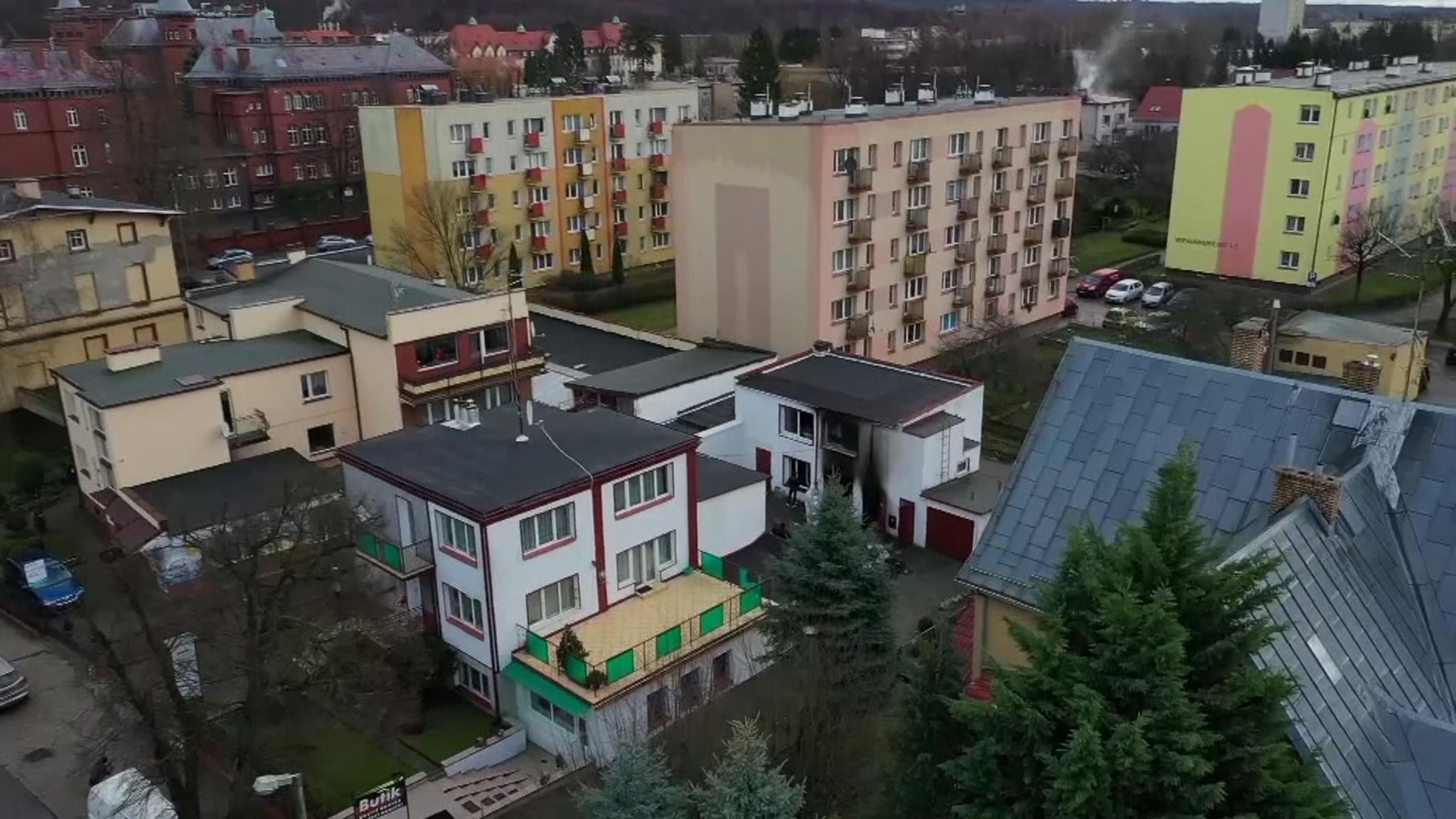 Investigators revise cause of escape room fire that killed 5 girls ...