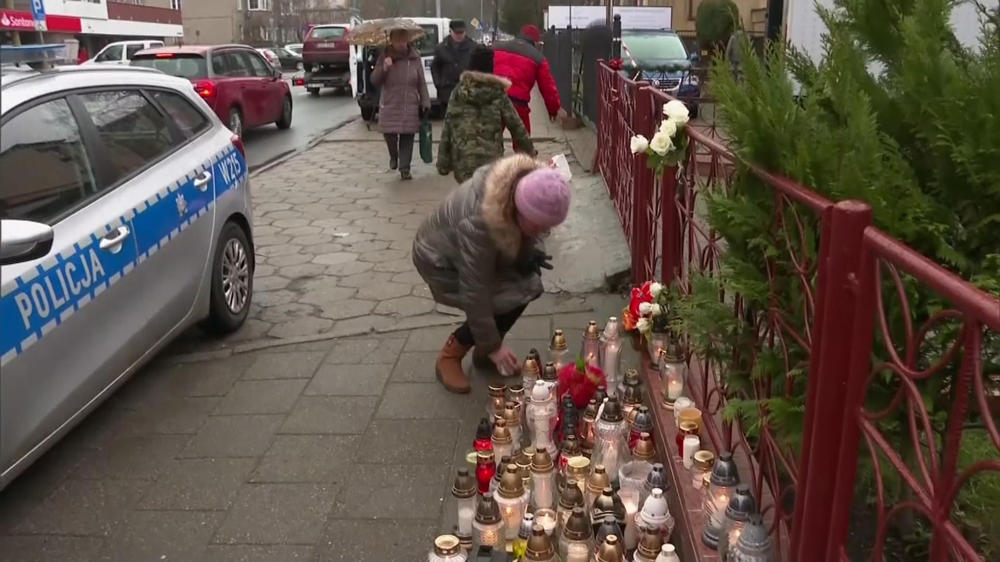 Investigators revise cause of escape room fire that killed 5 girls ...