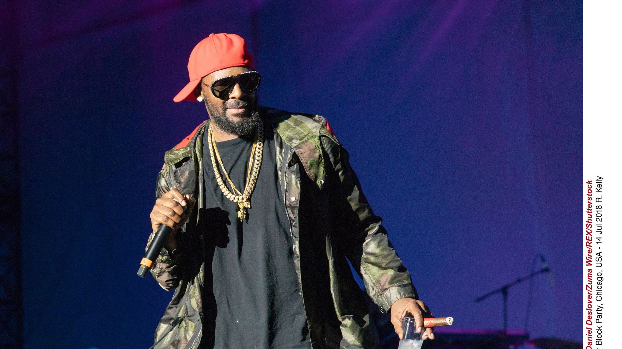 R Kelly arrested on federal sex crime charges in Chicago | Ents & Arts ...