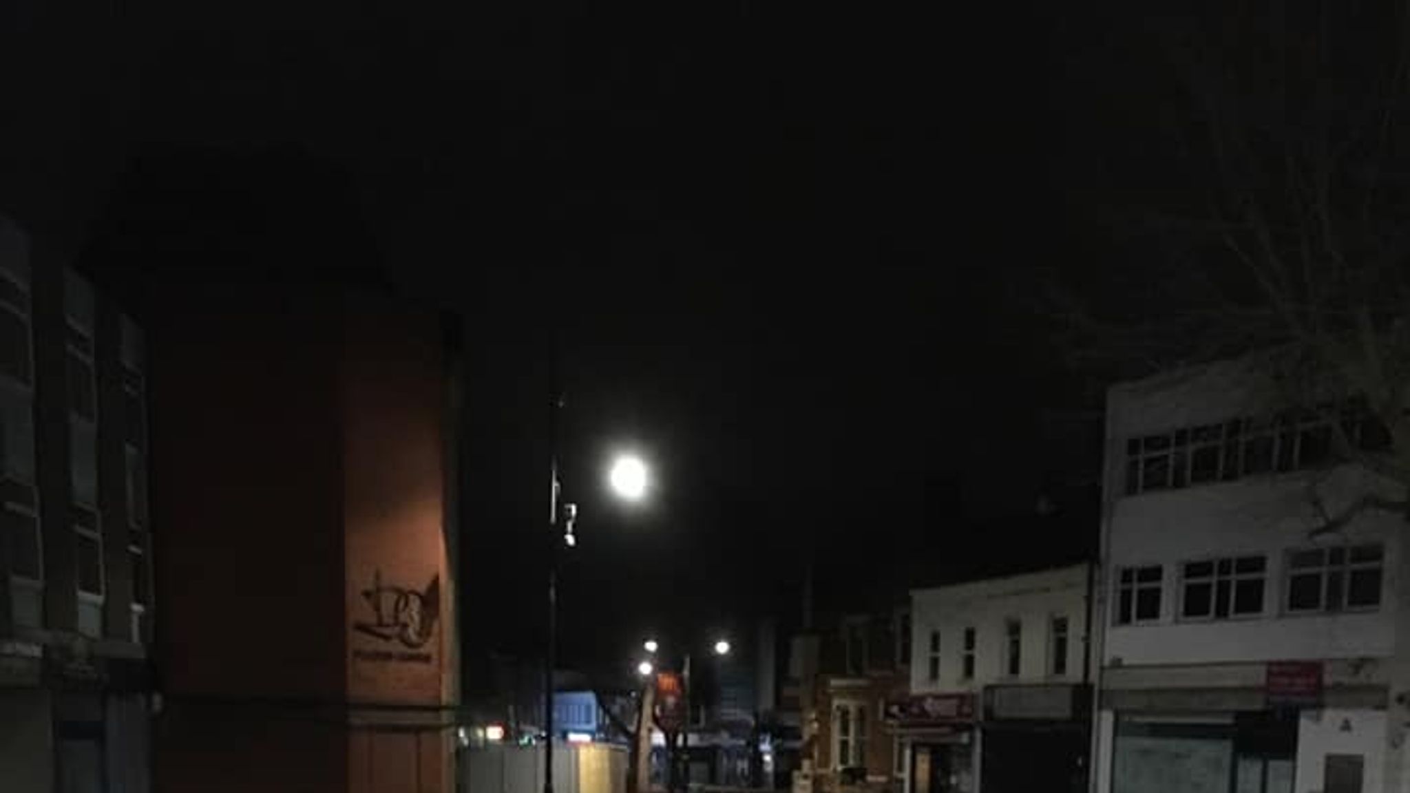 Man arrested after 50 wreaths thrown from Swindon war memorial | UK ...