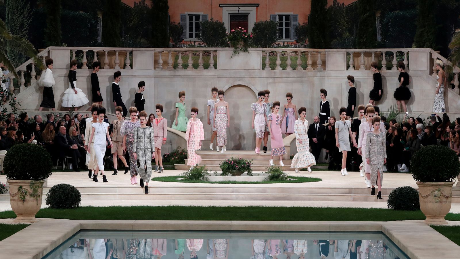 Fashion icon and Chanel boss Karl Lagerfeld dies aged 85 | World News ...