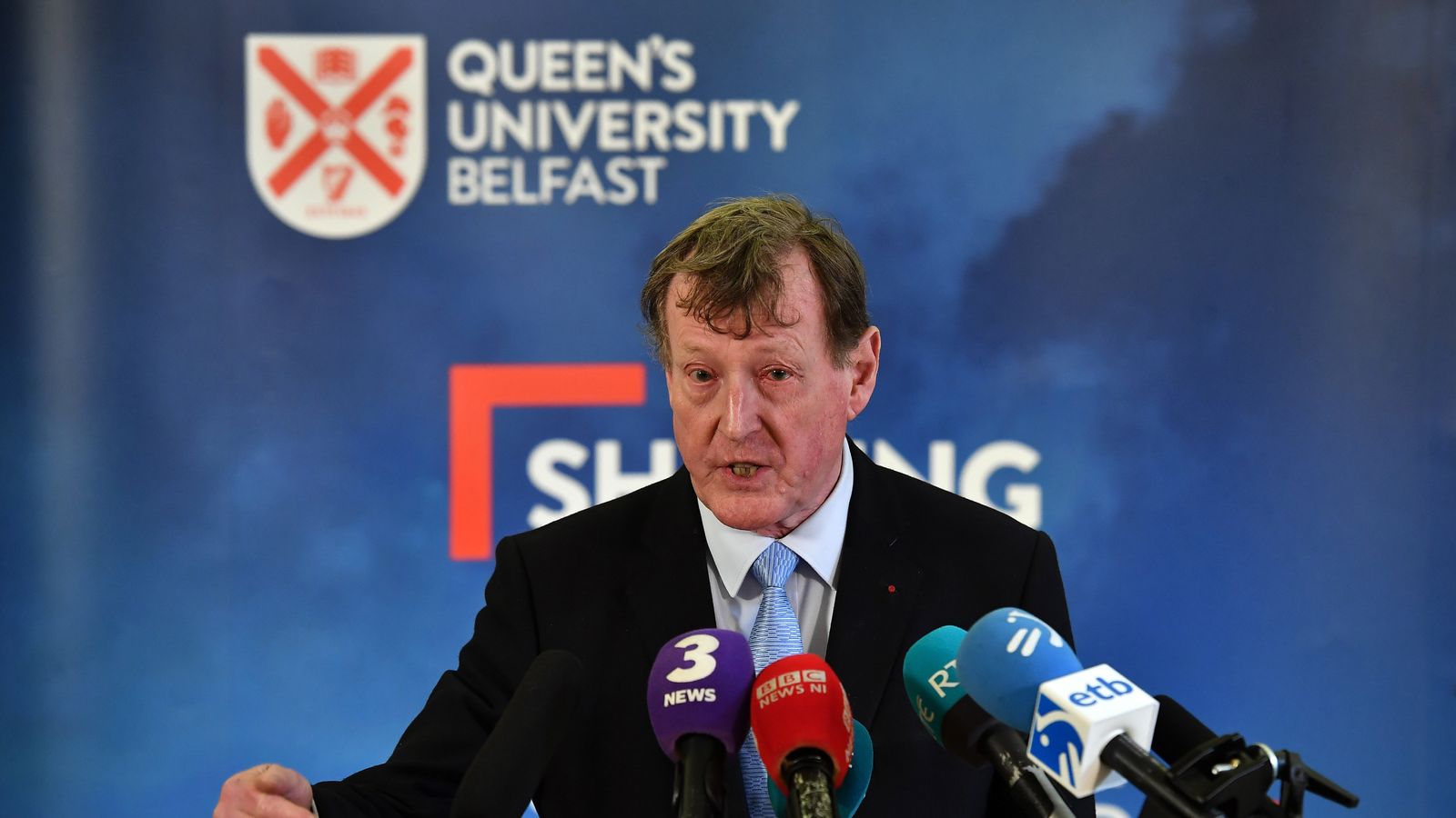 Government faces legal action on Northern Ireland backstop - as May ...