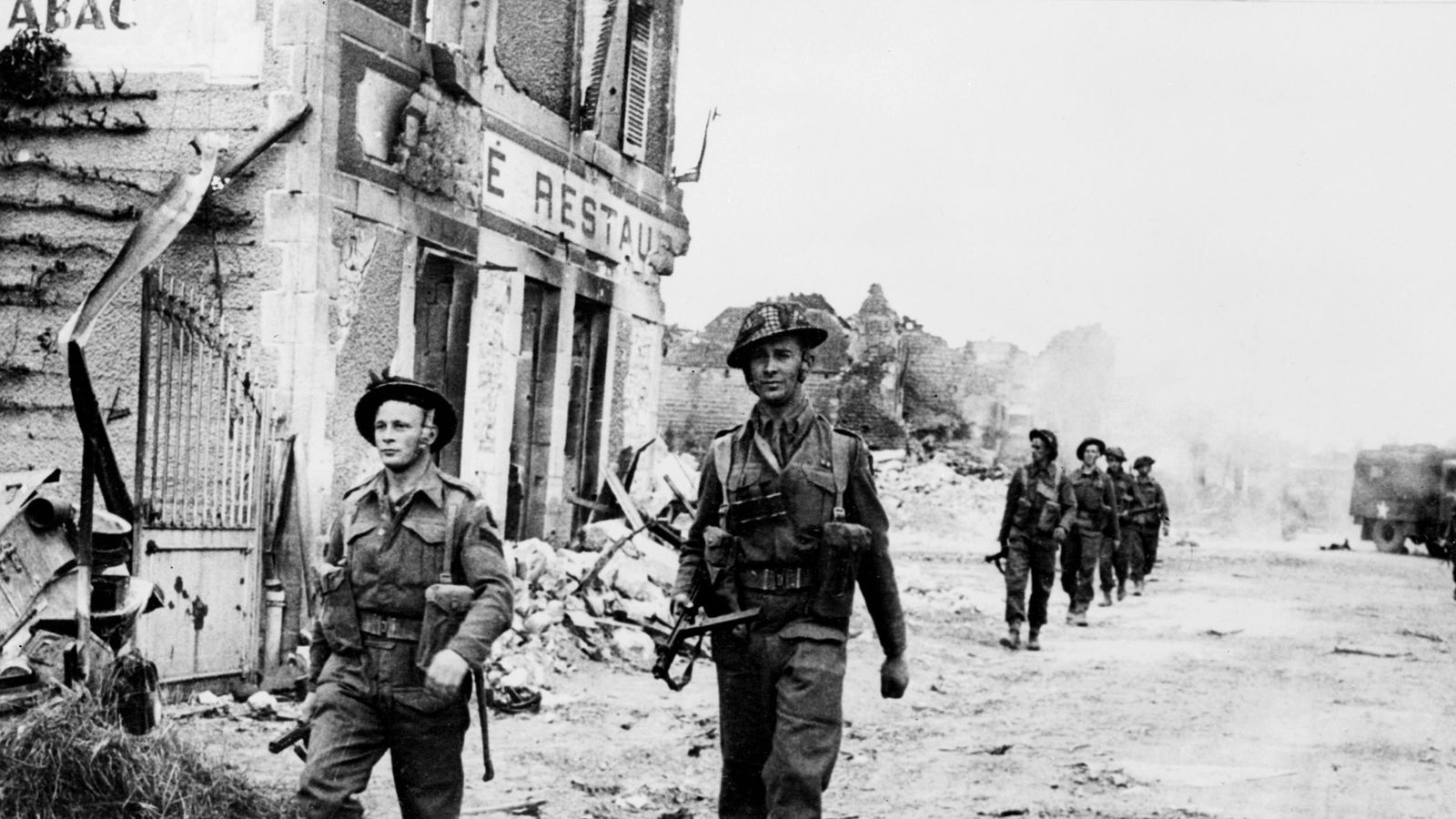 French villagers protest against British sculptor's 'monstrous' D-Day ...