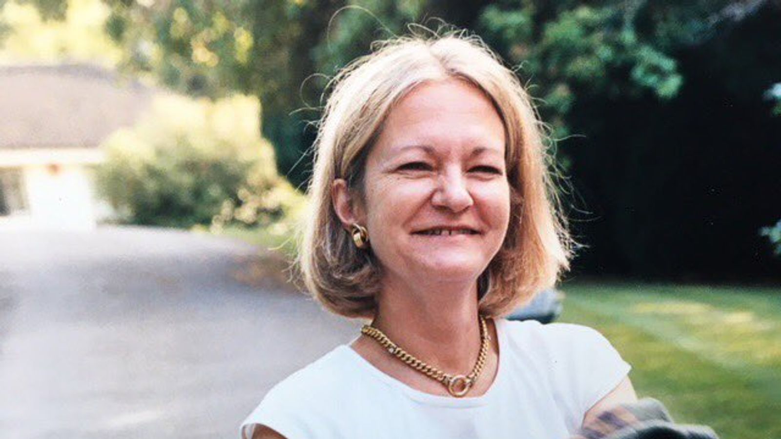 Released: Sally Challen granted bail as she awaits new trial for murder ...