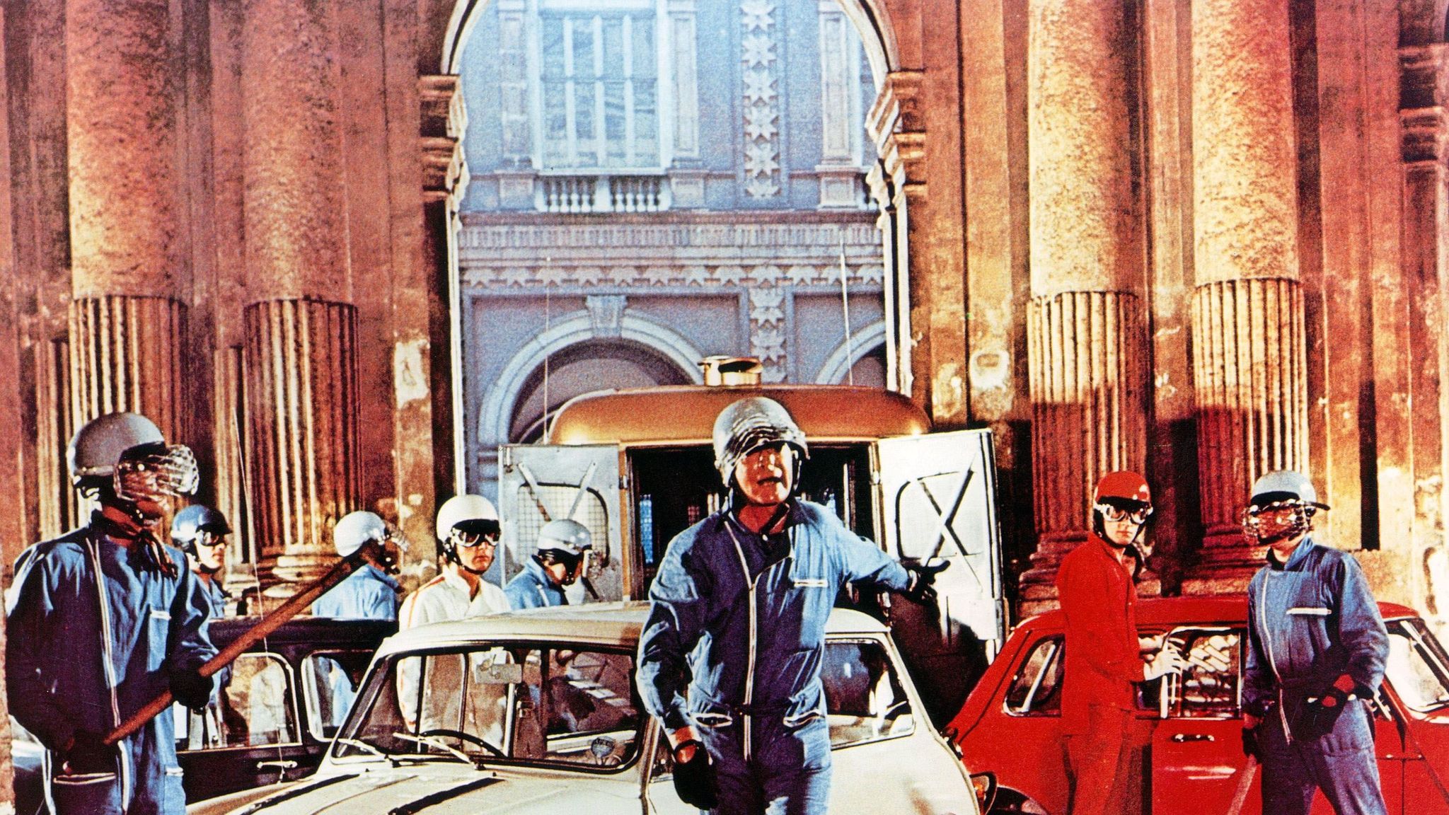 'Italian Job' thieves hunted over Wallsend shopping centre raid | UK ...