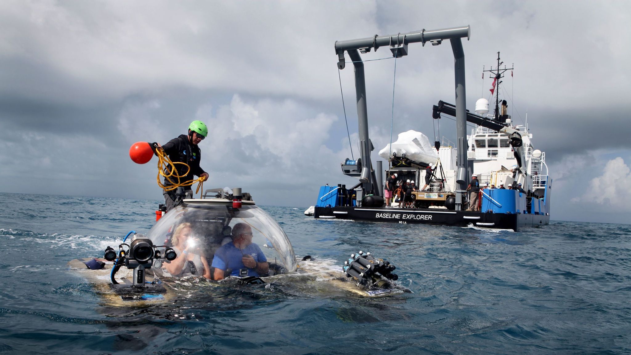Deep Ocean Live: How the submarines operate | Sky News