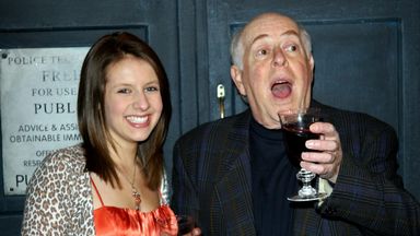 Clive Swift: Keeping Up Appearances star dies aged 82 | Ents & Arts ...