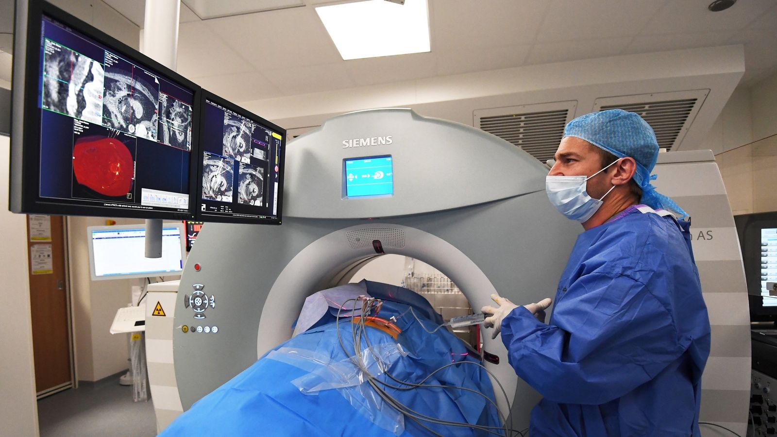 Cancer doctor shortage threatens patient welfare, says report | UK News ...