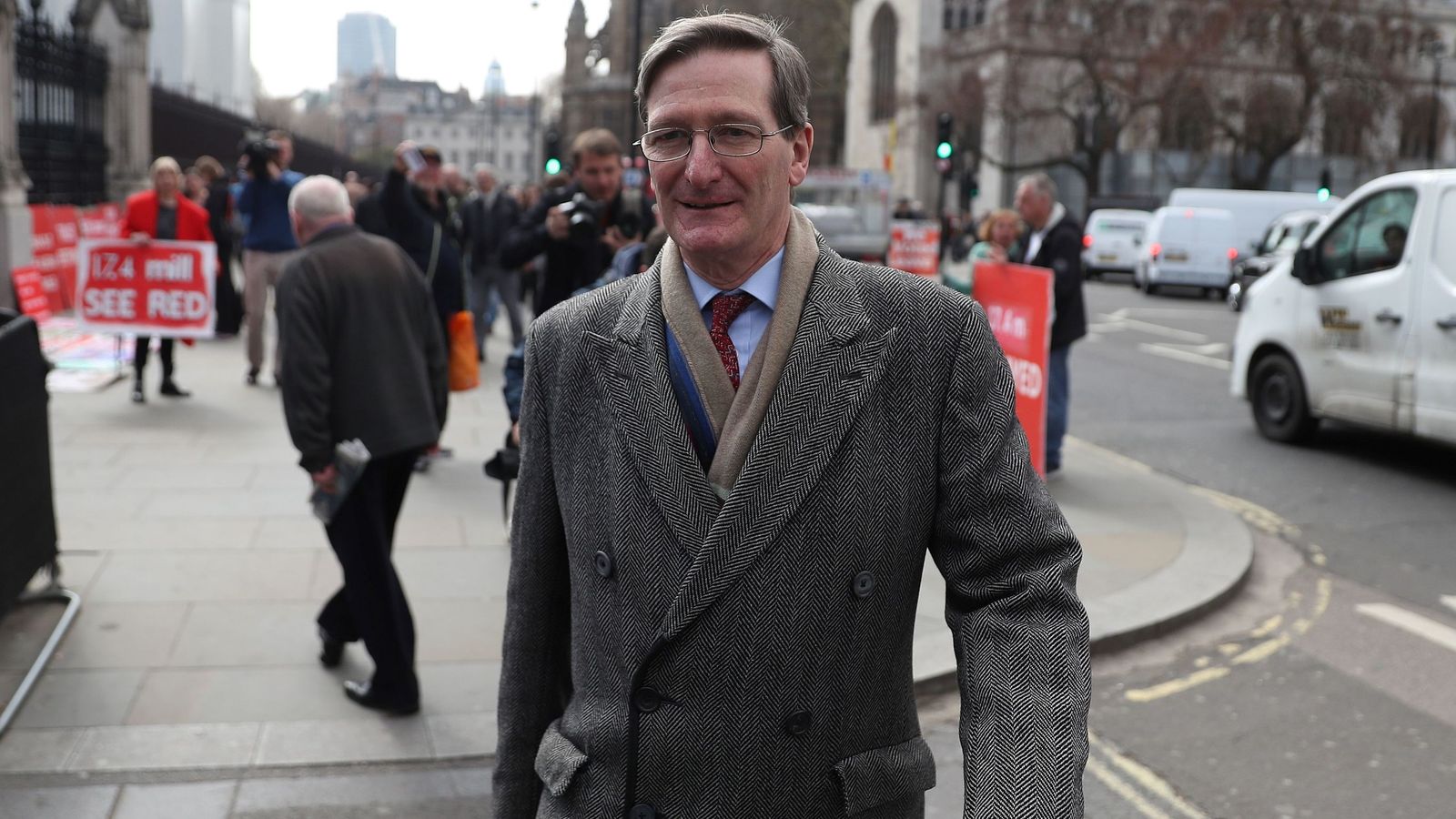 Remain MP Dominic Grieve suffers no confidence vote | Politics News ...