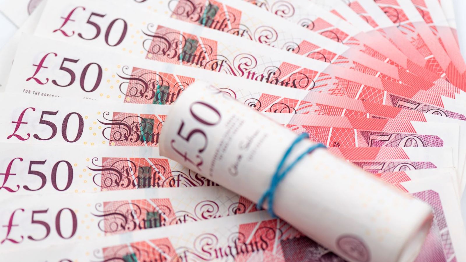 More top taxpayers choose London and South East | Money News | Sky News