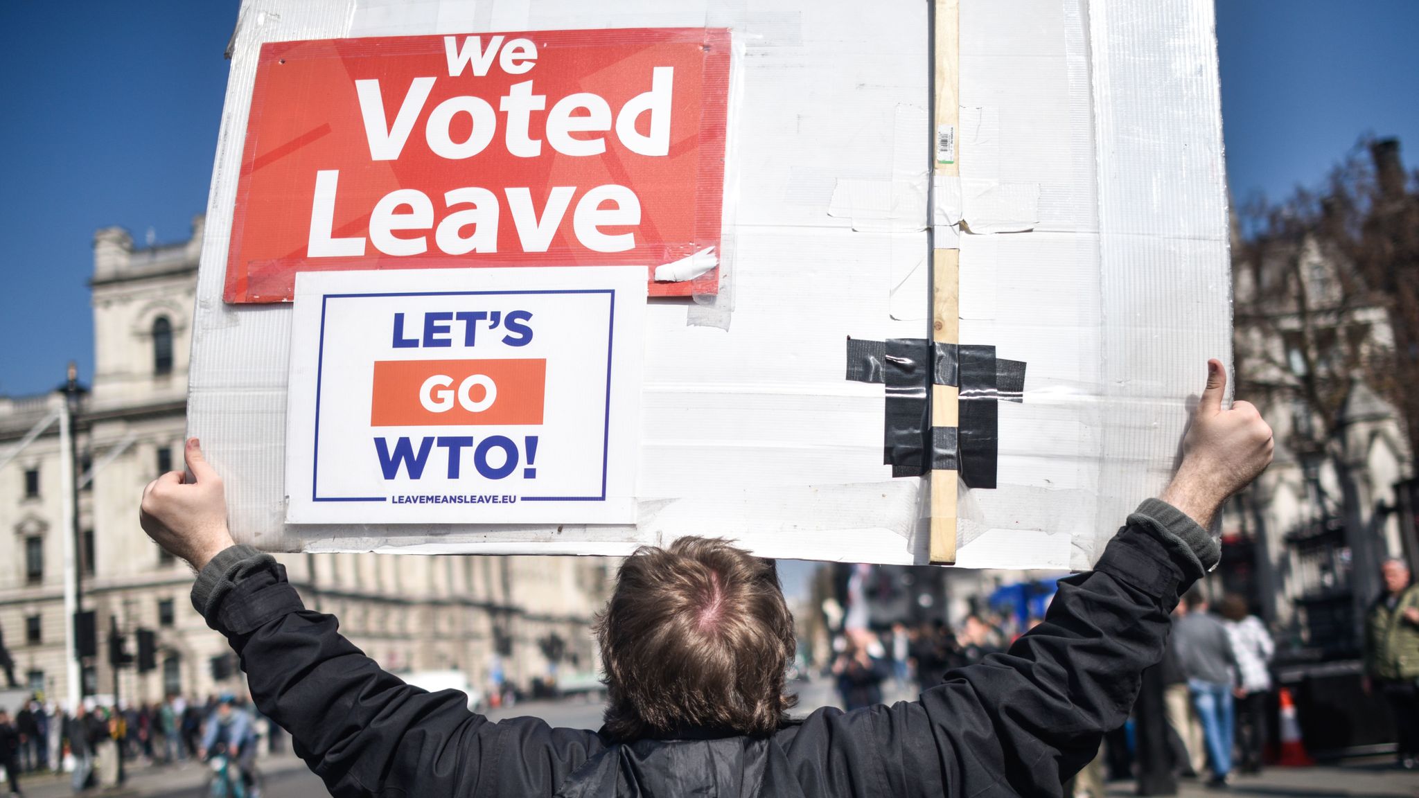 March to Leave: Five arrested at pro-Brexit march outside Parliament ...