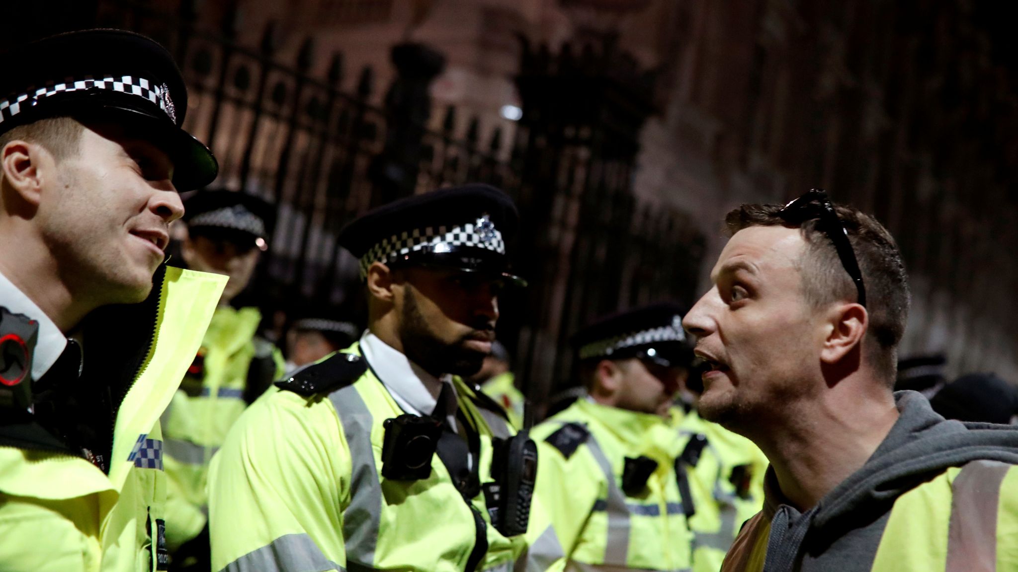 March to Leave: Five arrested at pro-Brexit march outside Parliament ...