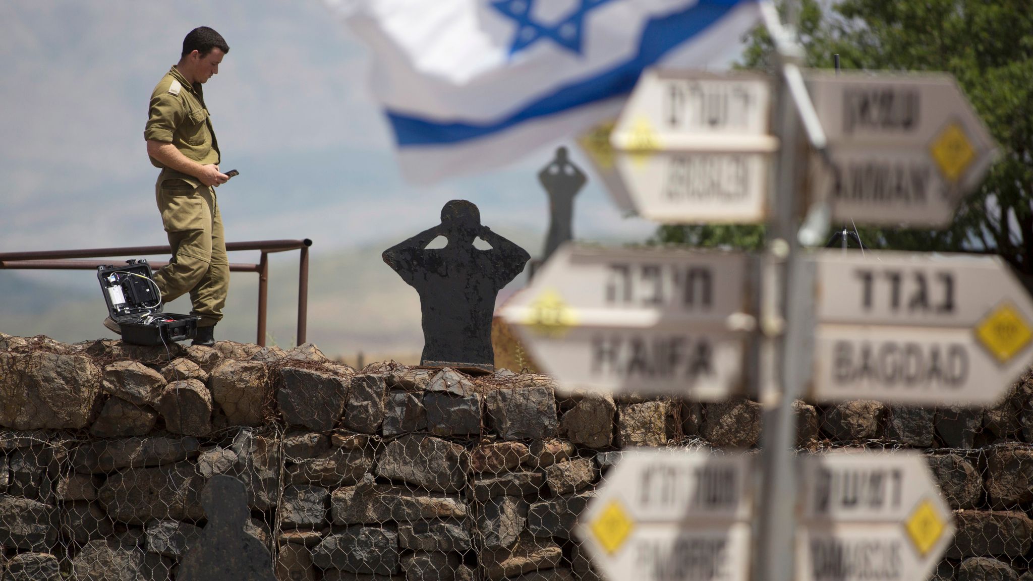 Donald Trump's Golan policy change is 'illegal and unacceptable ...