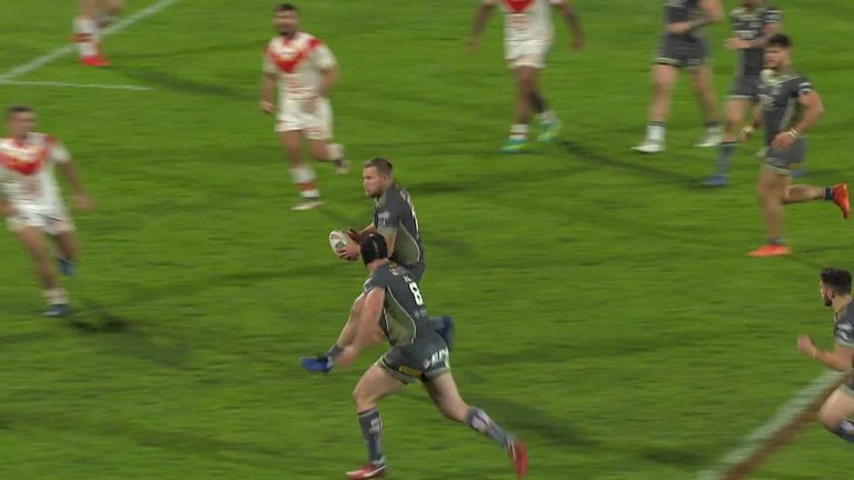 Chris Hills Special Flick Pass Video Watch Tv Show Sky Sports