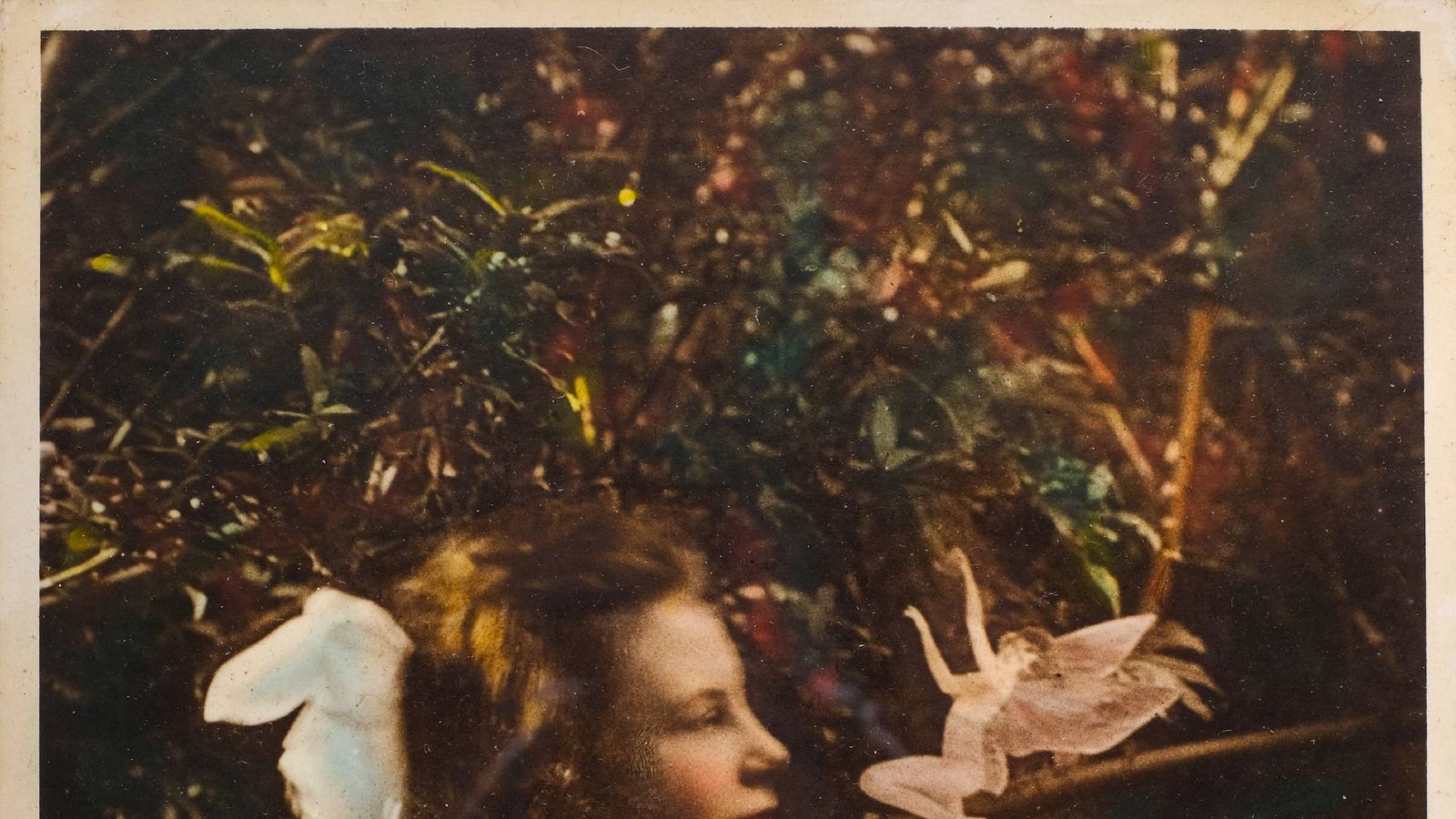 Cottingley Fairies: Images of one of the 20th century's 'best hoaxes ...