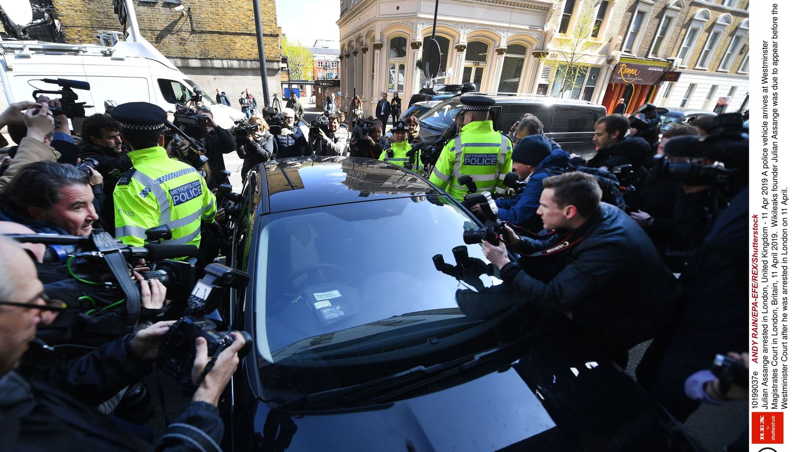 'Thuggish, brutal, unlawful': Calls for UK to block Julian Assange ...